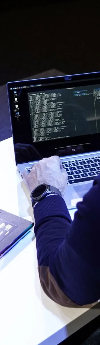 Computadora Cote De Pablo EMASESA Licita La Implantación De Un Gemelo